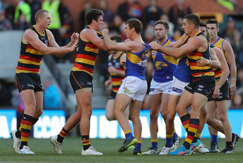 Crows to contest Tex charge at AFL Tribunal