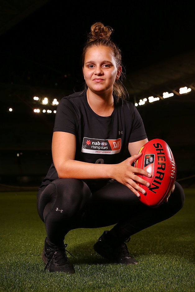 AFLW: Adelaide call NT talent Danielle Ponter