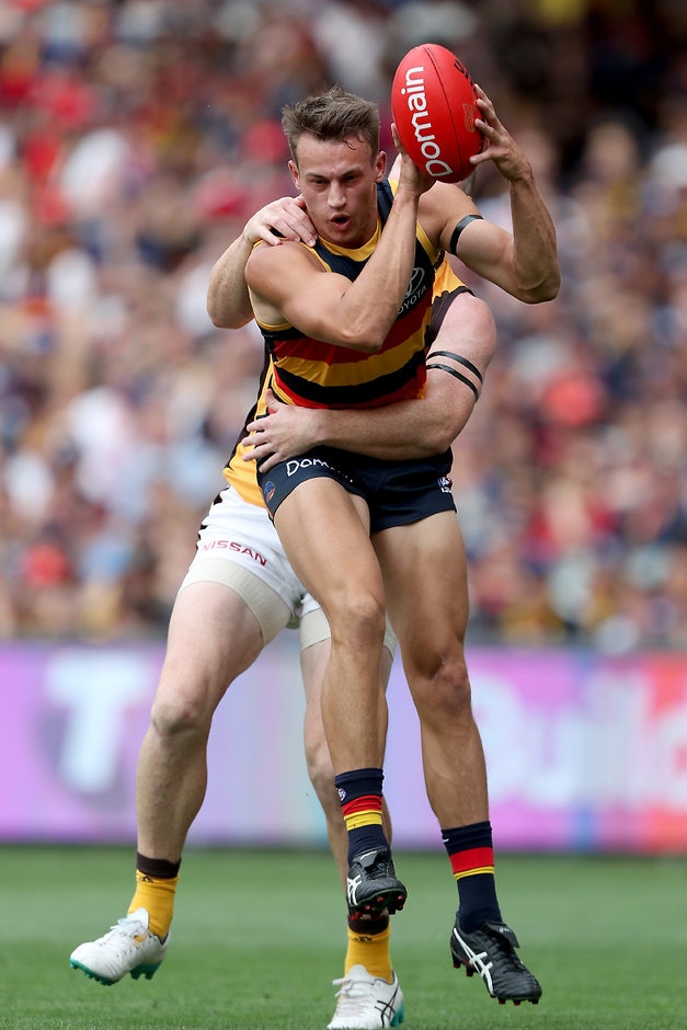 'It's just an injury', says Tom Doedee after suspected ACL