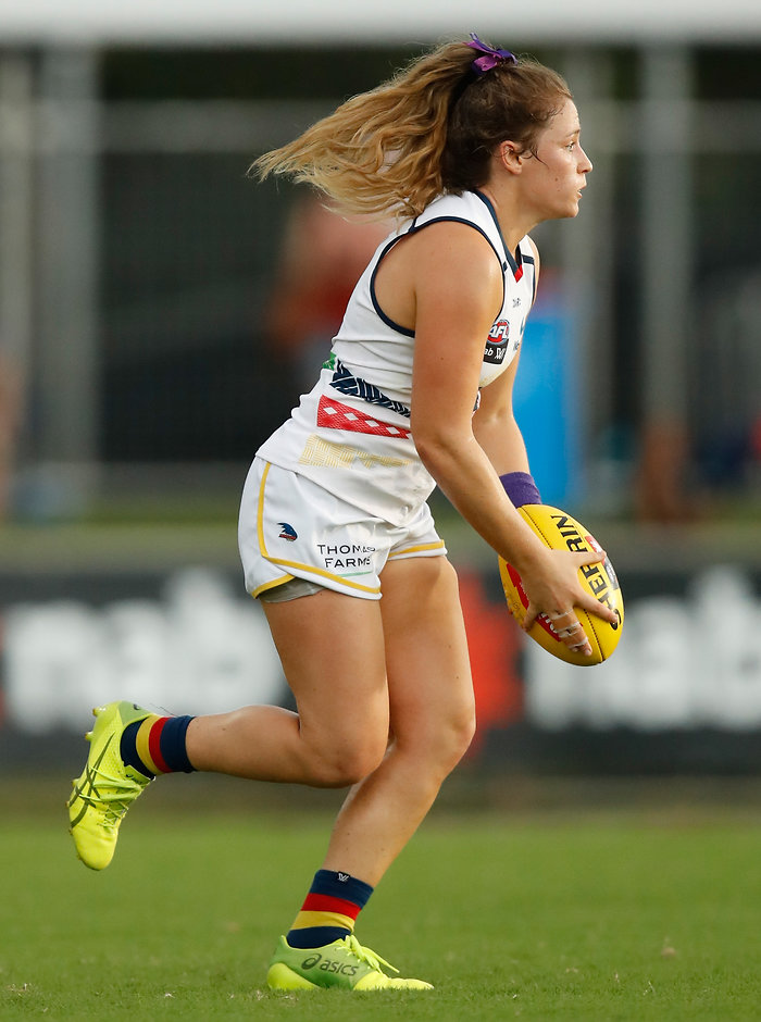 AFLW: Crow calls on finals experience