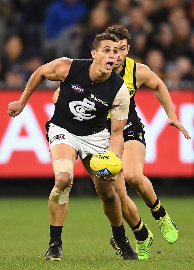 Oppo: Curnow to miss Crows clash