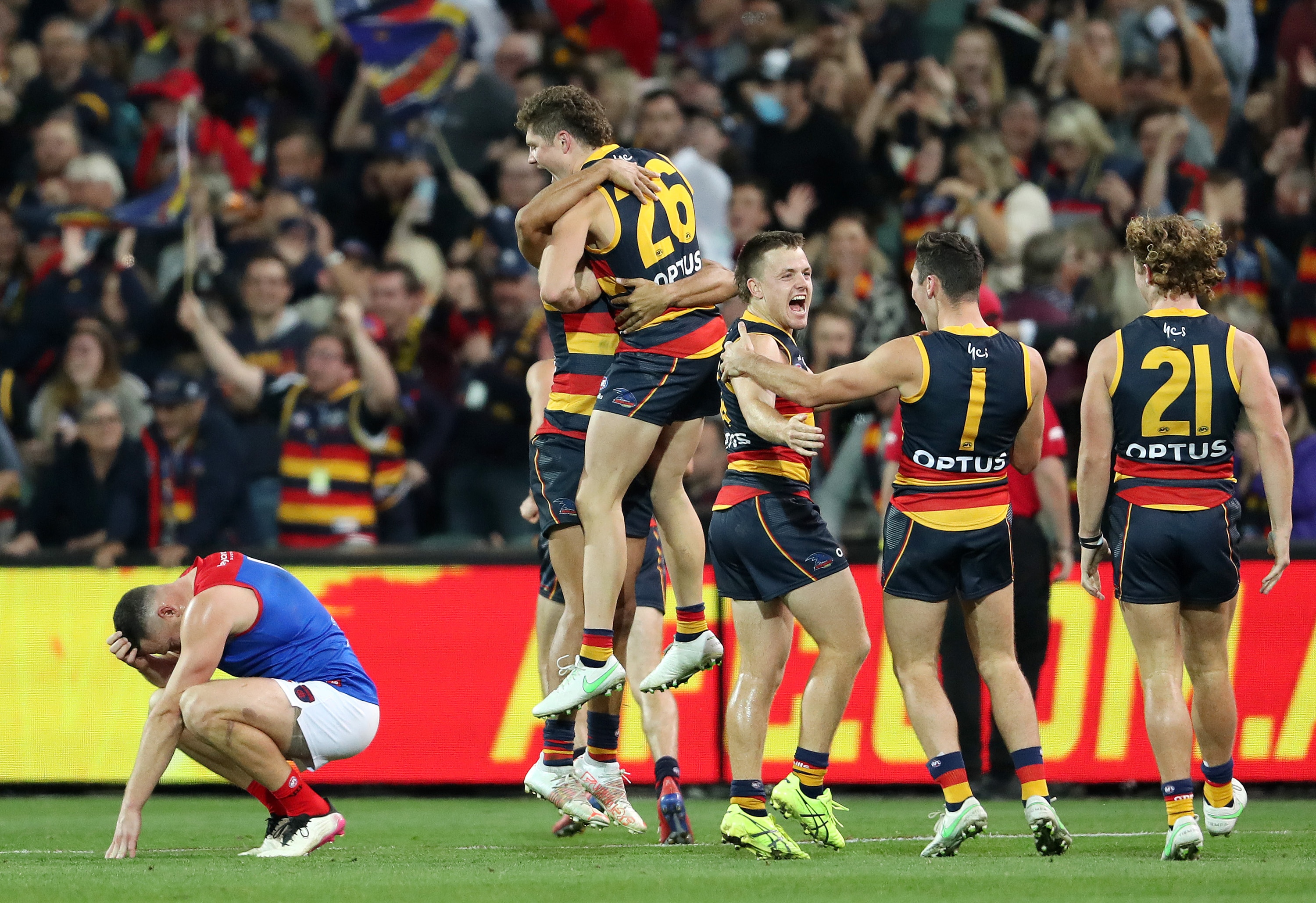 Titan Tex leads Crows' upset of the season