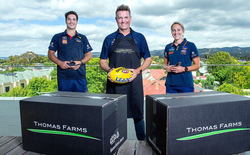 Thomas Farms extends with Crows