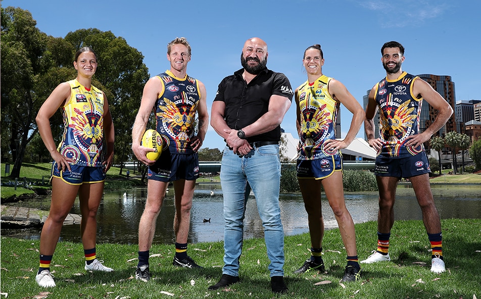 Crows' Indigenous guernsey helping reconnect with culture