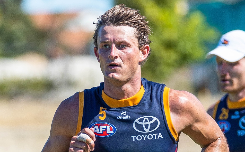 Crouch on the Crows’ midfield shake-up and the duo turning heads