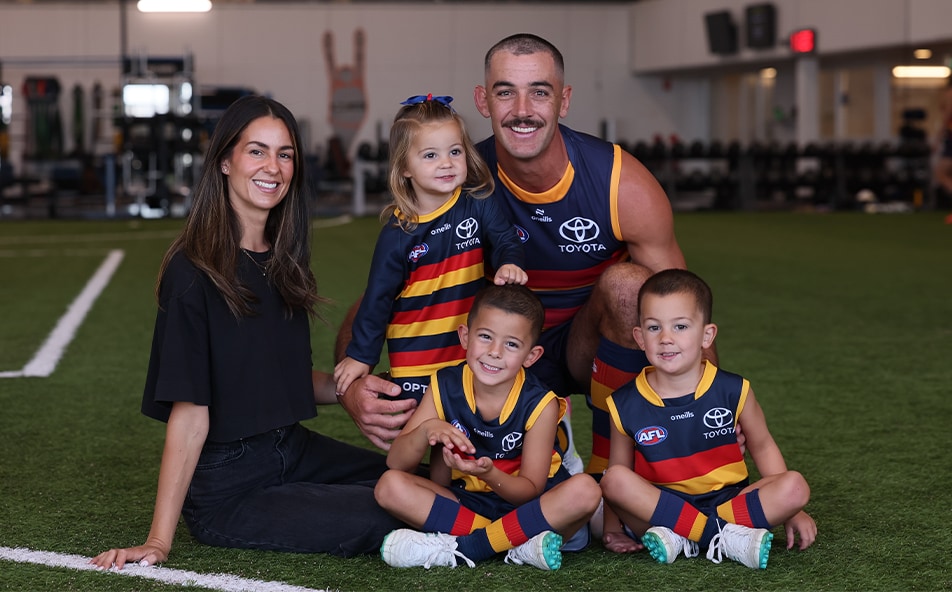 Footy and fatherhood: Walker gets candid on balancing dad life with ...