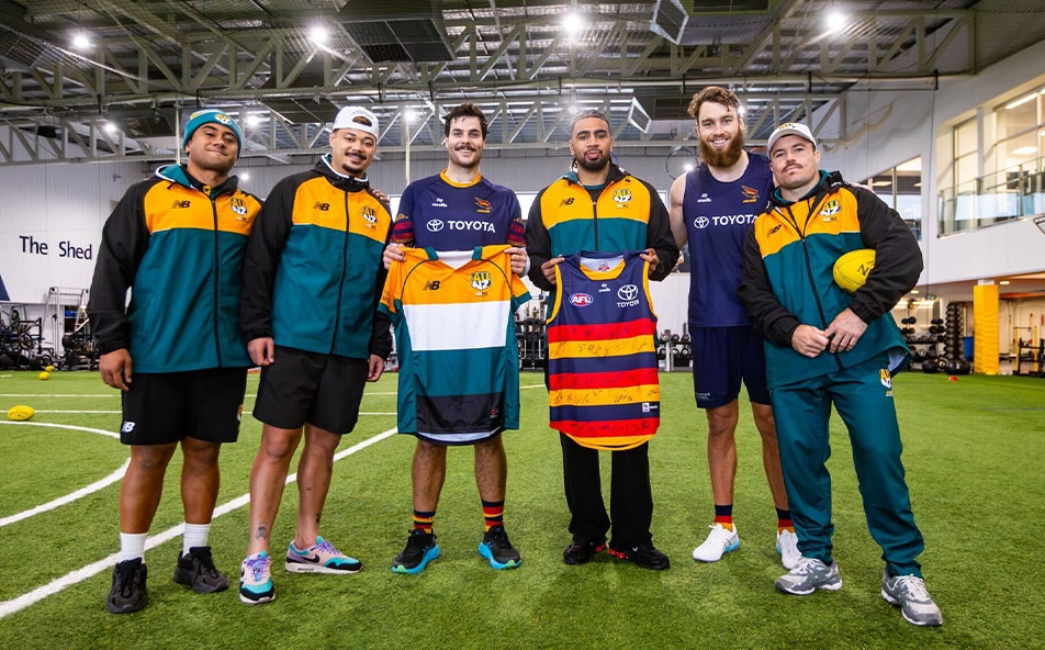 New Zealand rugby stars connect with Crows