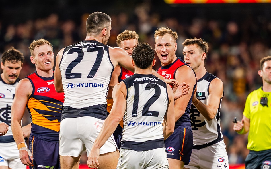 Crows Catch Up Gather Round: Dawson’s don’t argue, wet’n wild, and BT’s ...