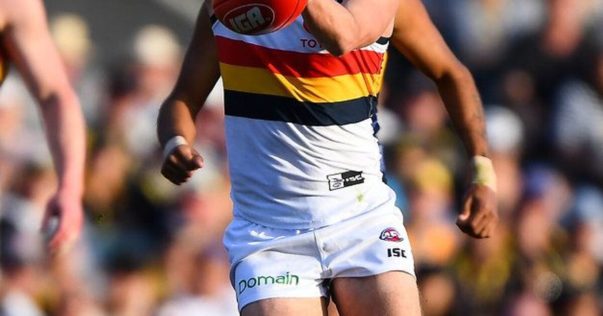 Crouch earns fans' vote