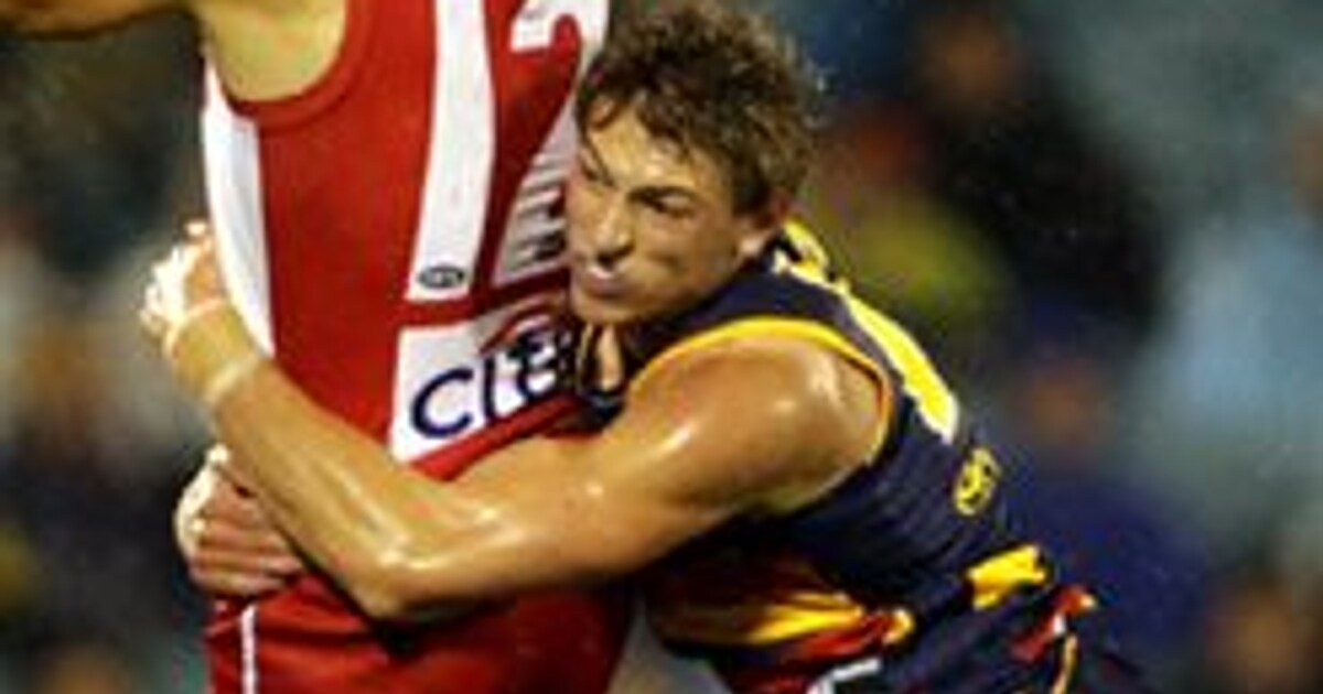 Crows prepare to hit the track