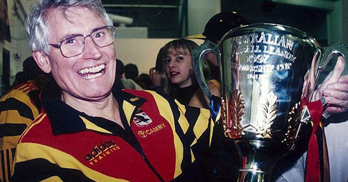 Dr Sando inducted into Hall of Fame