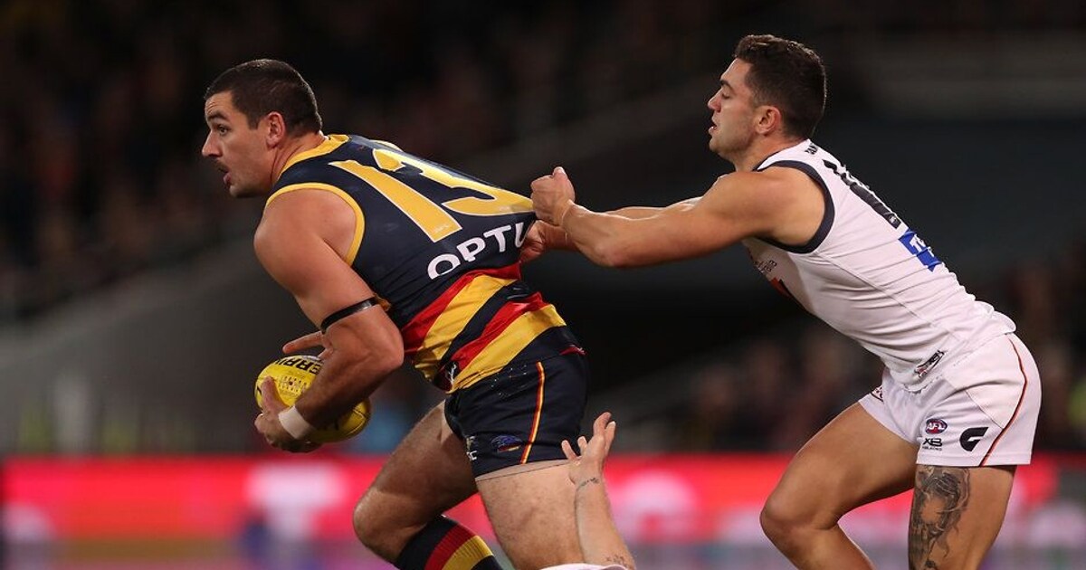 Taylor Walker defends Adelaide selectors