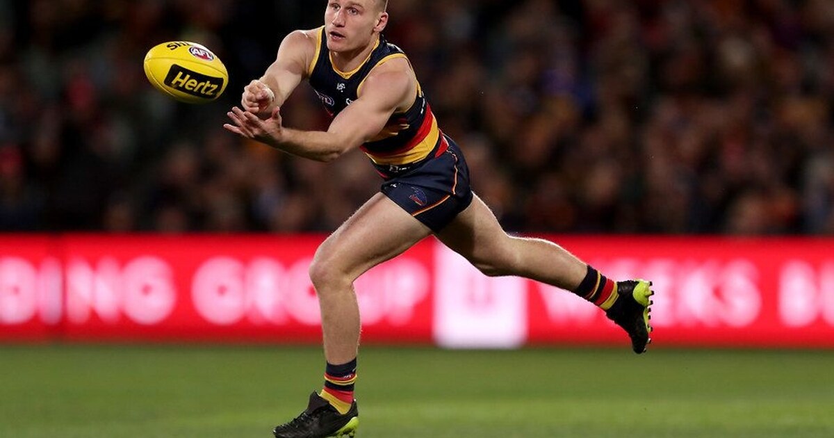 Laird finishes strong in coaches' votes