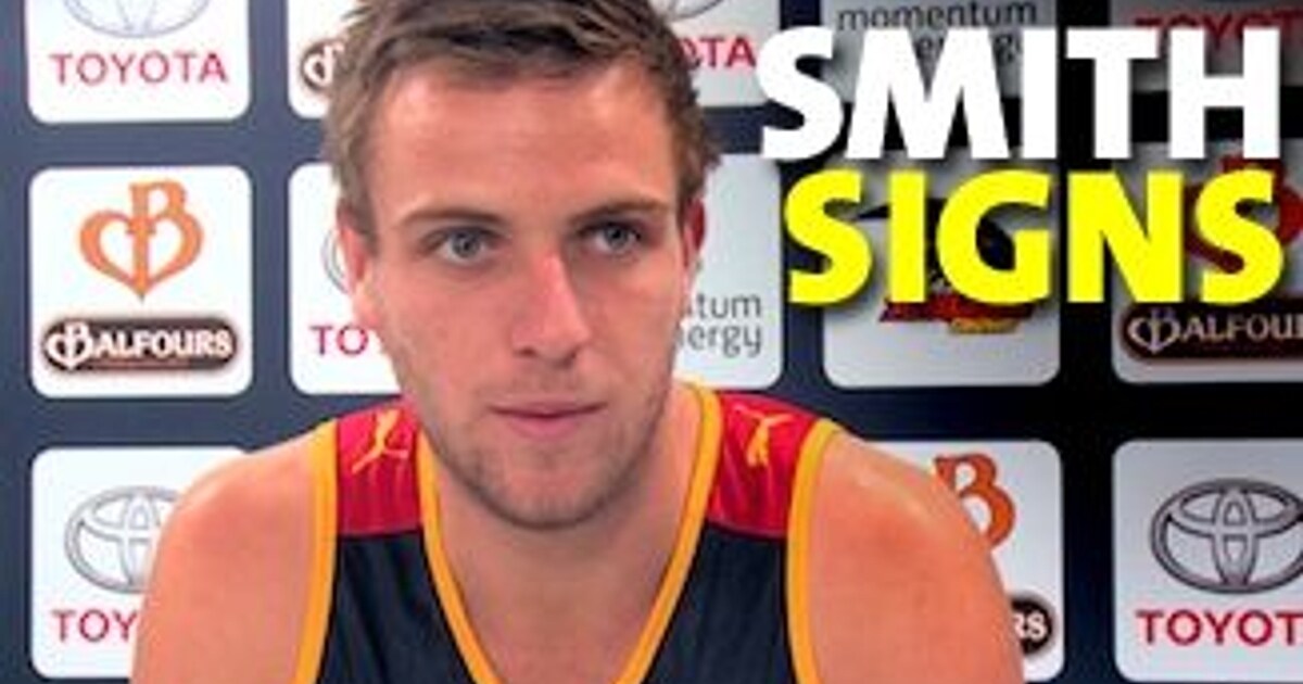 Smith signs on