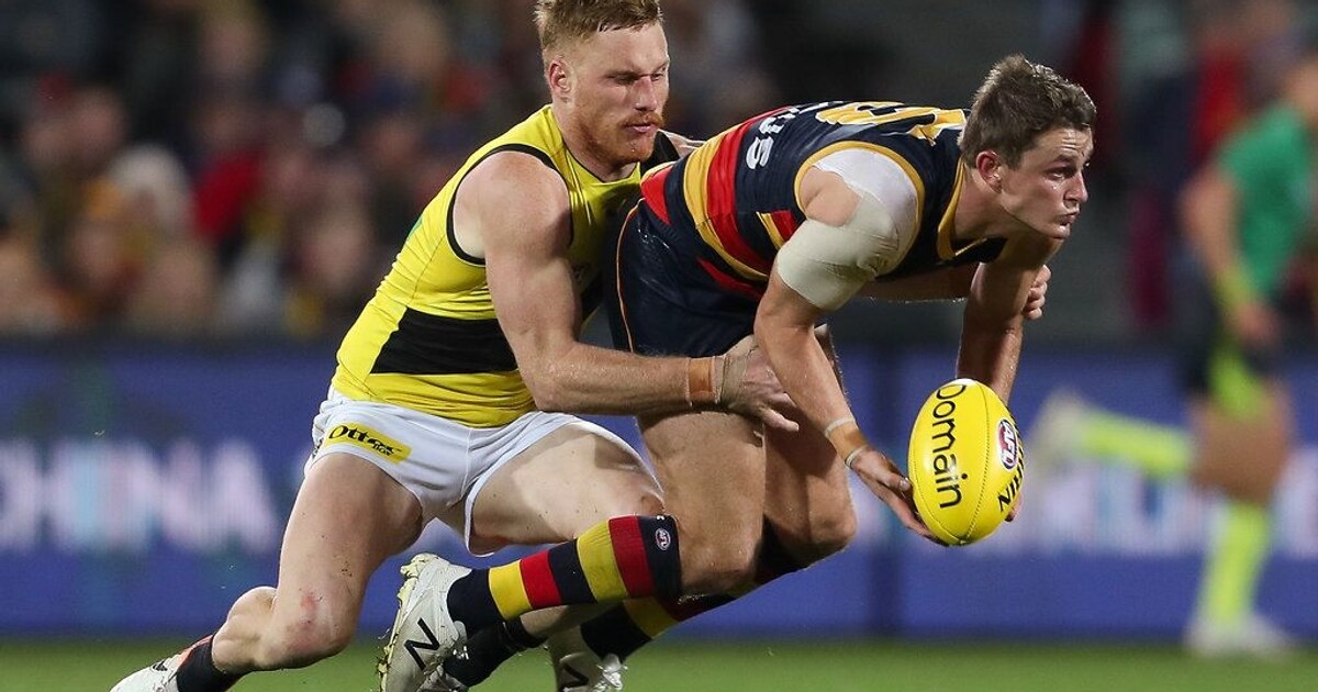 Matt Crouch wants “another hundred” games for Adelaide