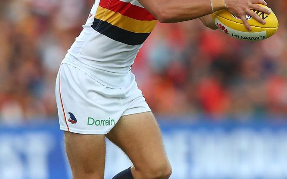 Crouch cracks Team of the Week