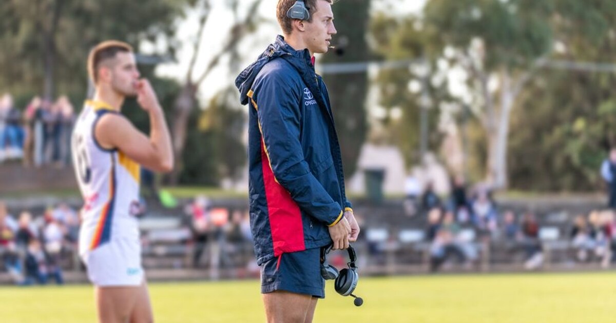 Basketball tricks, backyard cricket and home gym helping Crow through rehab