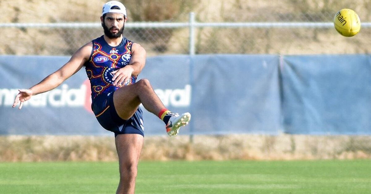 Crows players humbled by video chat with Federal Minister