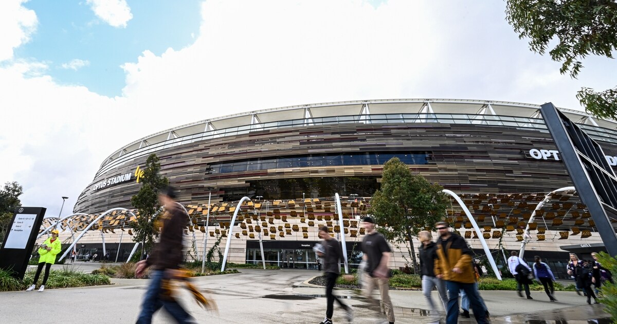 Crows sign Perth superstar