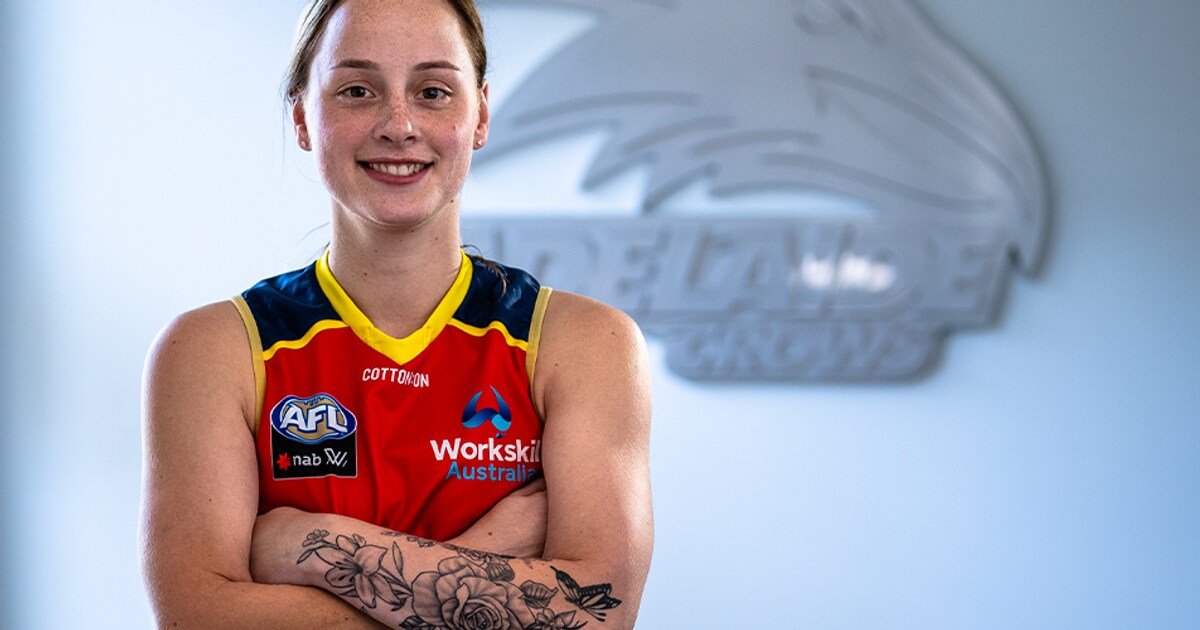 AFLW: Crows sign young midfielder