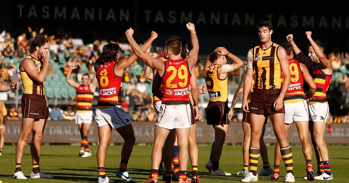 Match Report: Crows claim victory against plucky Hawks