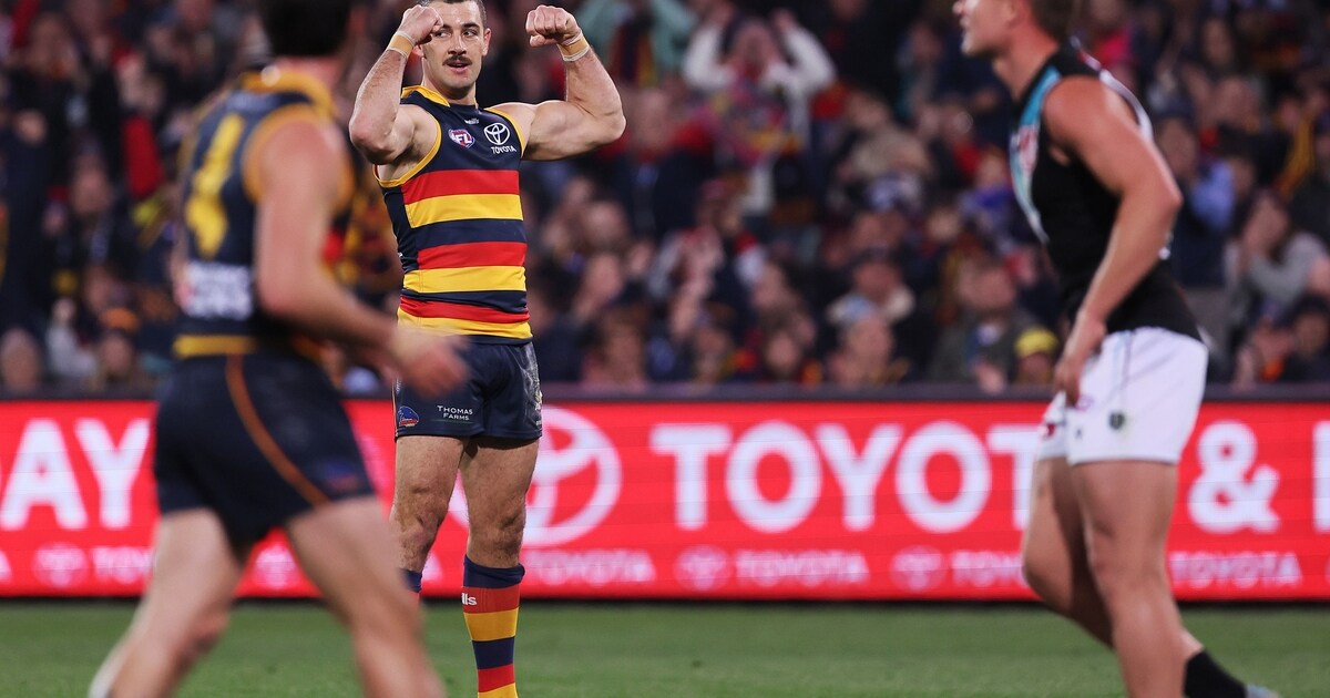 Walker equals Showdown record as inspired Crows defeat Power