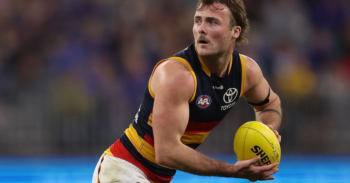 Pedlar thrilled to be back home with Crows teammates