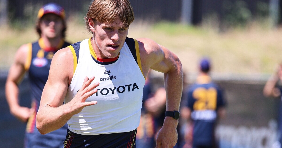 Curtin lifts lid on life as a Crow