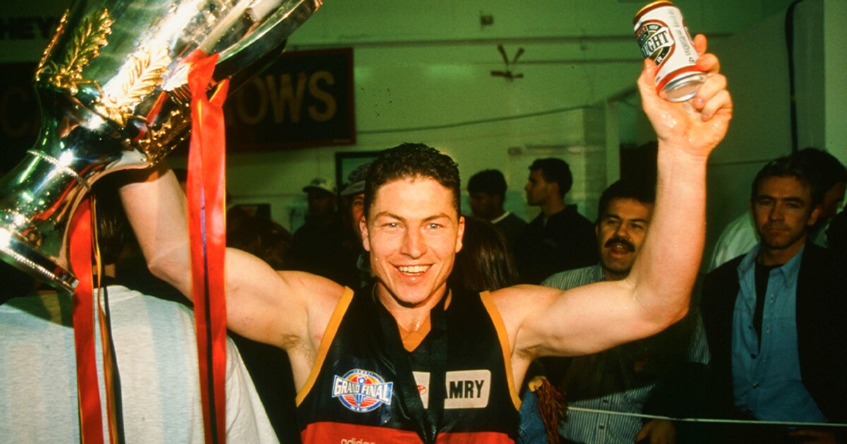 Mark Bickley returns to Crows in formal role