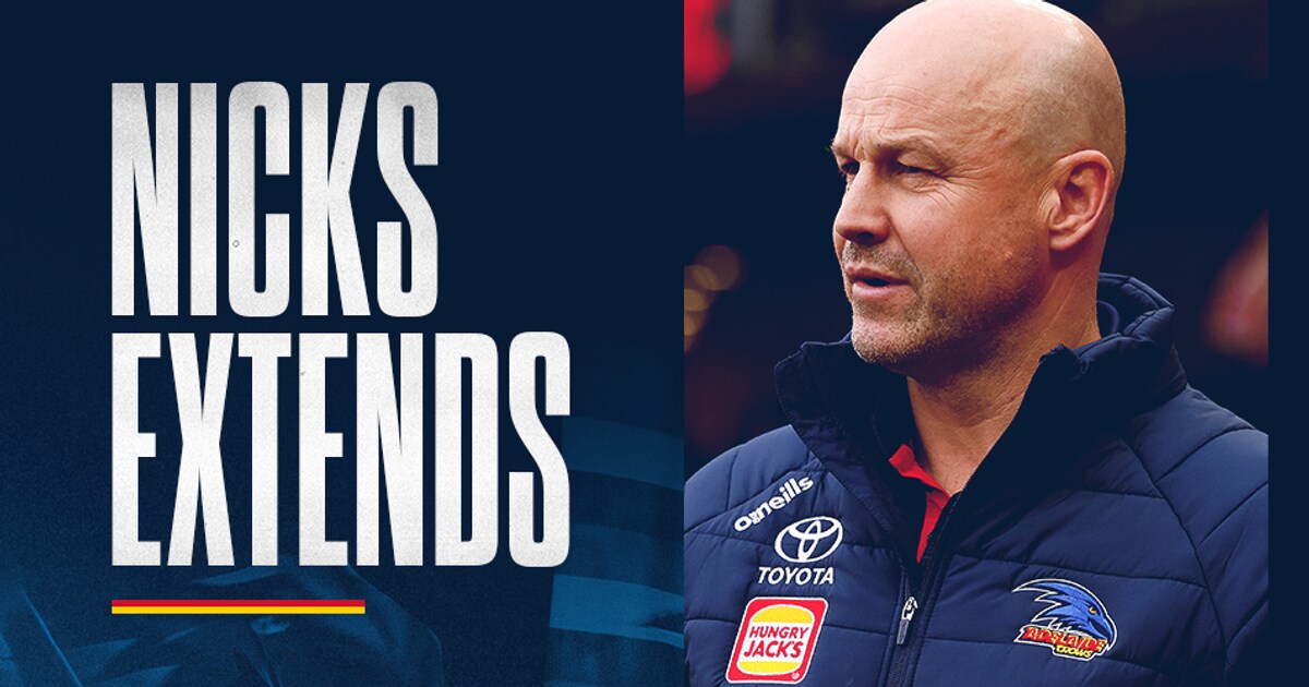 Nicks signs two-year extension